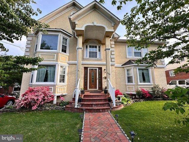 5868 Arlington Blvd, Arlington, VA 22204