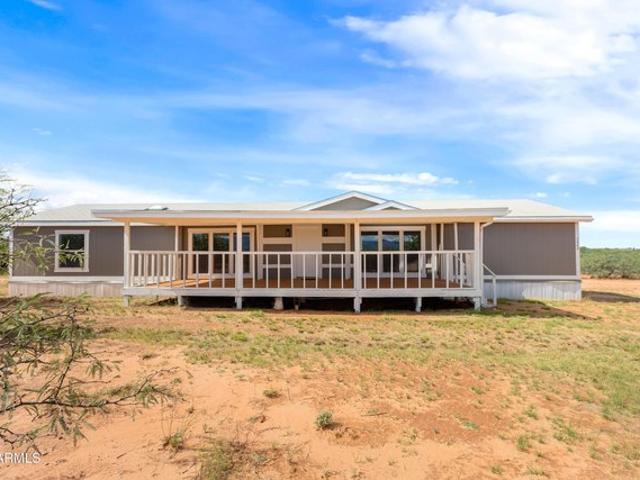 5868 S Hargis Ranch Rd, Hereford, AZ 85615