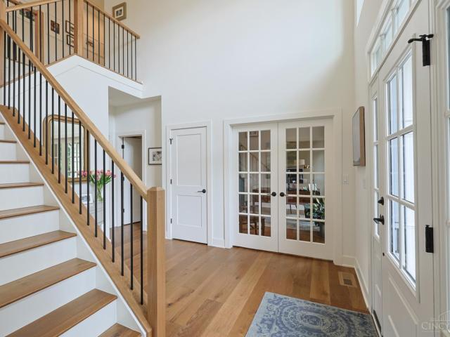 5869 Buckingham Lane