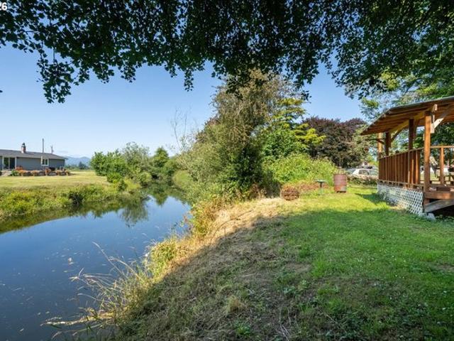 5860 Blaser Ln, Tillamook, OR 97141