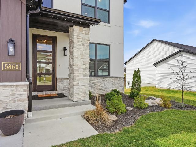5860 kingfisher dr