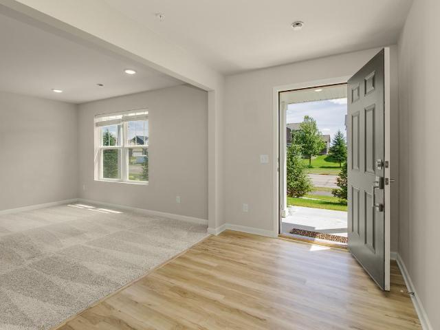5860 th Street W