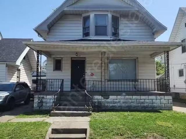 58615254 3946 Burnham Ave