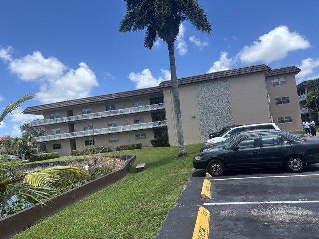 5861 NW 16th Pl Apt 113, Sunrise, FL 33313
