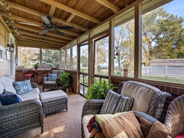 5861 E Woodland Drive