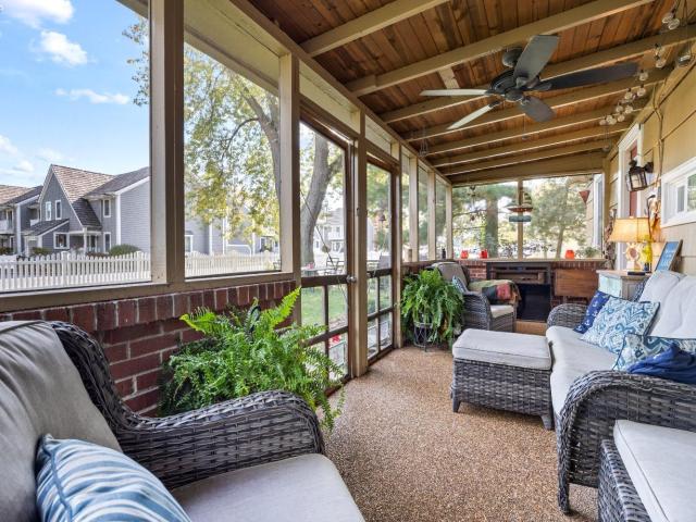 5861 E Woodland Drive