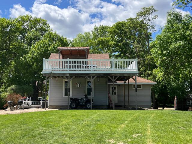 5861 Highway 71 NE