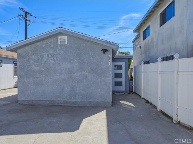 5862 Beck Ave, Unit 1/2, North Hollywood, CA 91601 | MLS #GD26080