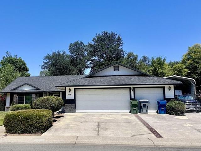 5862 Constitution Way, Redding, CA 96003