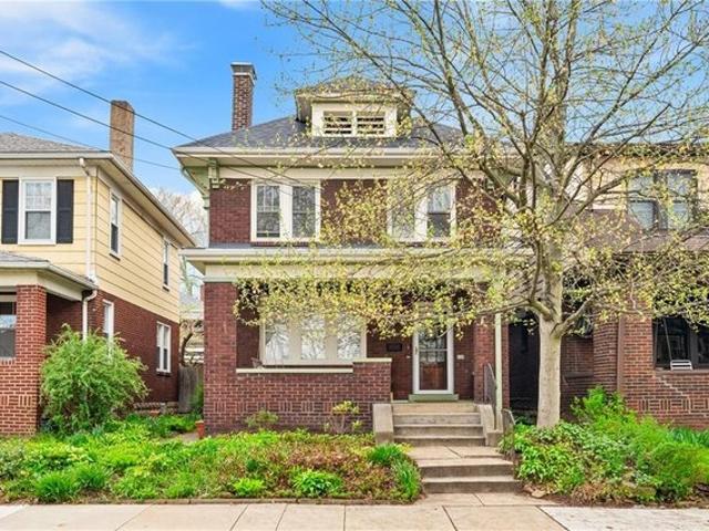 586 Celeron St, Pittsburgh, PA 15221