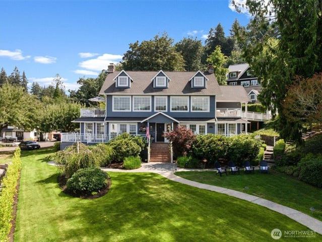 586 North Shore Blvd, Fox Island, WA 98333
