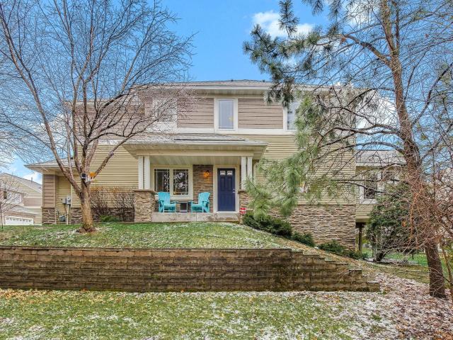 586 Sutherland Drive