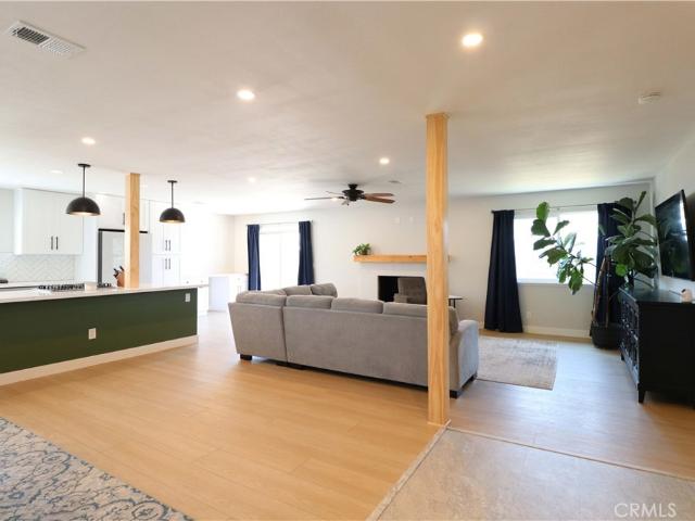 586 Poppy Lane