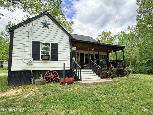 586 Rugby Hwy, Robbins, TN 37852