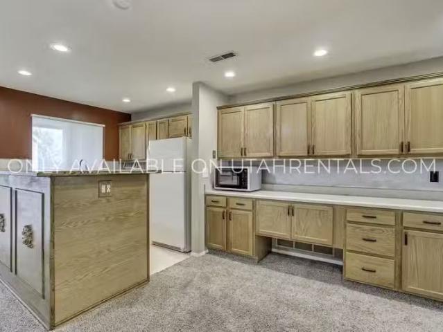 58741645 7755 S Briarsprings Dr
