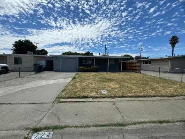 58752738 724 Arthur Dr