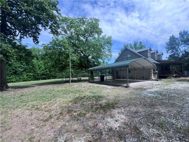 5875 Groometown Road