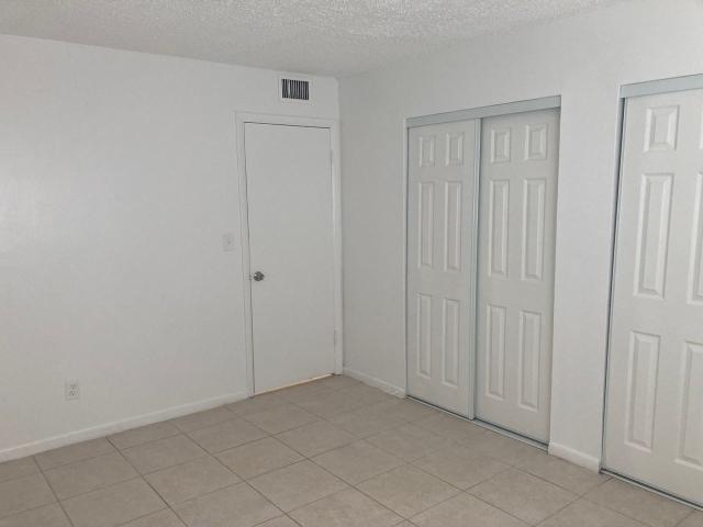 5875 SW 41 St 1 Bedroom Apartment for Rent at 5875 Sw 41st St, Davie, FL 33314