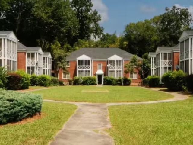 58760829 72 Delmont Dr Ne