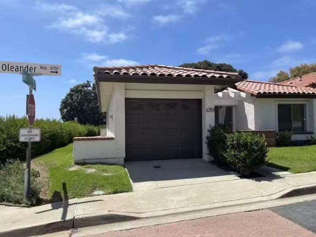 58764812 6759 Oleander Way