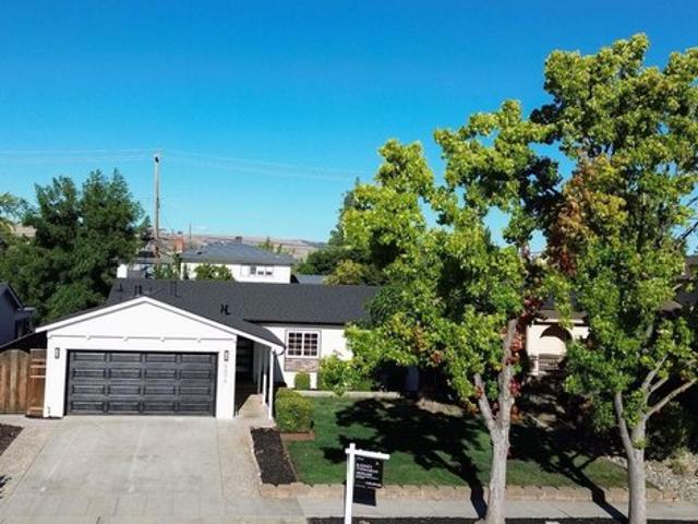 5876 Embee Dr, San Jose, CA 95123