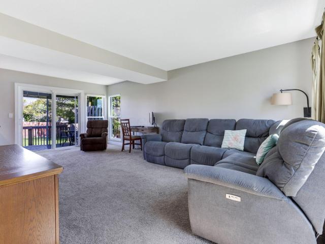 5876 Waterview Drive