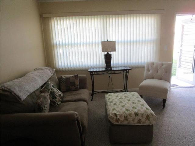 5876 21st St N, Unit 3, St. Petersburg, FL 33714 | MLS #TB8335