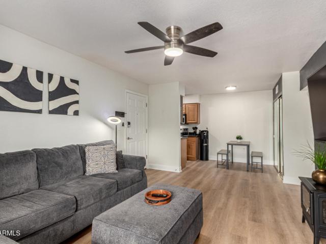 5877 N Granite Reef Rd, Unit 1133, Scottsdale, AZ 85250 | MLS #6982 | Compass