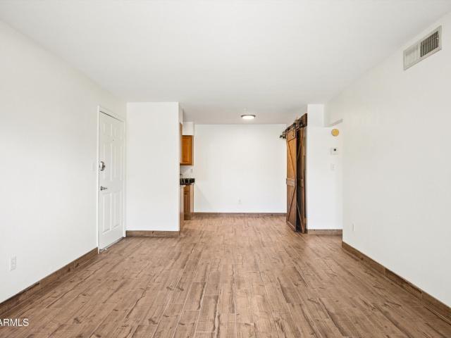 5877 n granite reef road # 1124