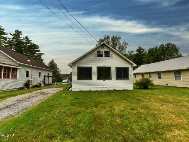 5877 Lake Road