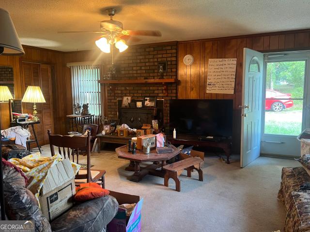 5877 Lexington Road