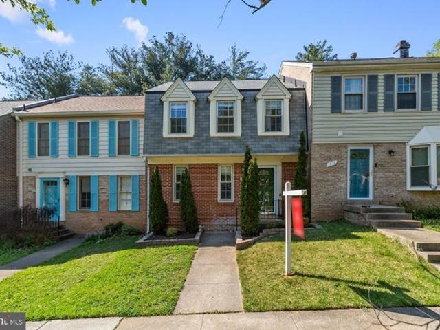 5878 Kara Pl, Burke, VA 22015