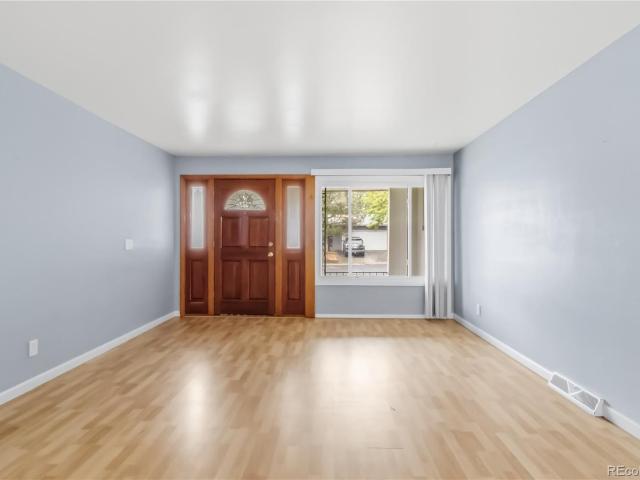 5878 Union Street