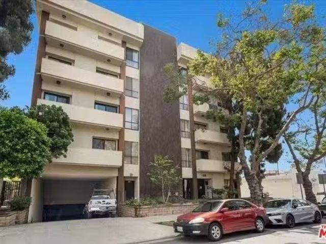 58797832 116 N Swall Dr #502