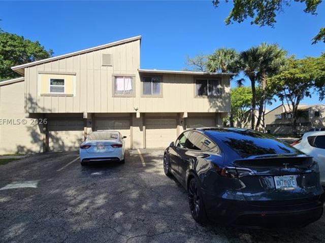 5870 NW 21st St Unit 45E, Lauderhill, FL 33313