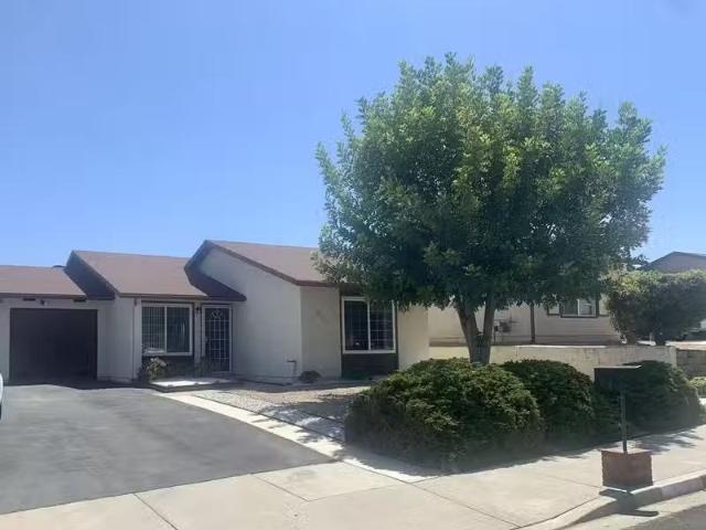 58724609 4555 Royal Oak Dr