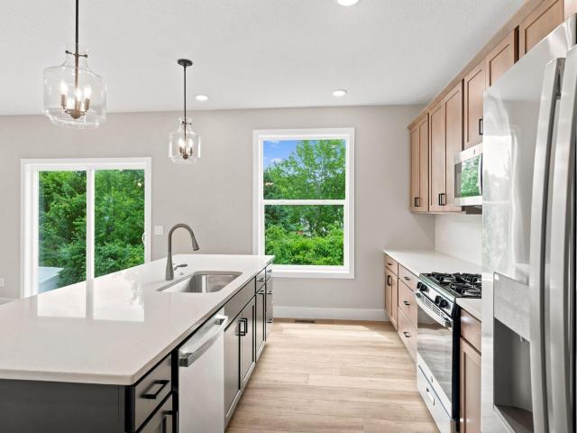 5872 Upper 179th Street W
