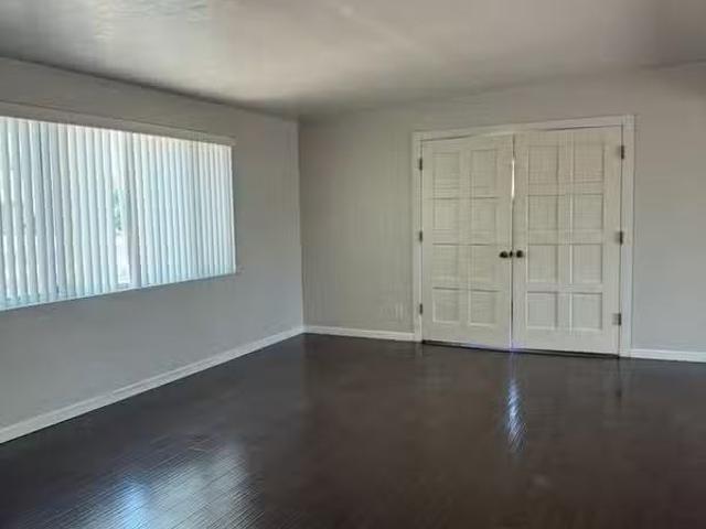 58738011 S Kolb Rd & E Calle Canis