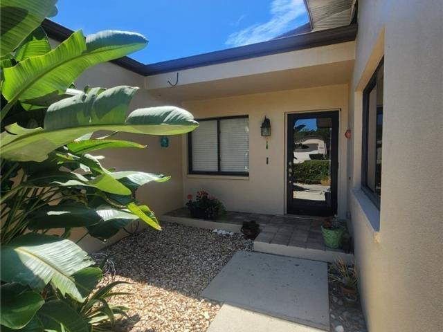 5873 Wyldewood Lakes Ct, Fort Myers, FL 33919 | MLS #2026015 | Compass
