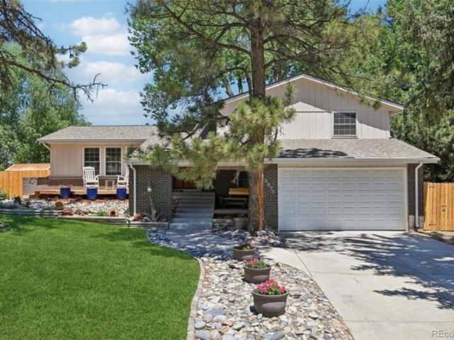 5873 W Maplewood Dr, Littleton, CO 80123