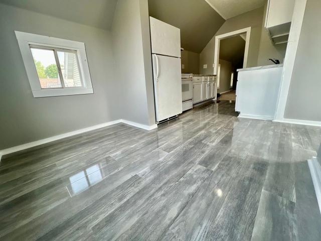 587 Charles Ave 2 Bedroom Apartment for Rent at 587 Charles Ave, St. Paul, MN 55103 South Frogtown