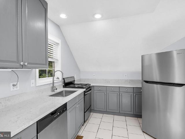 587 A Street # R
