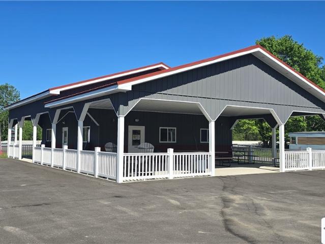 587 Main Street