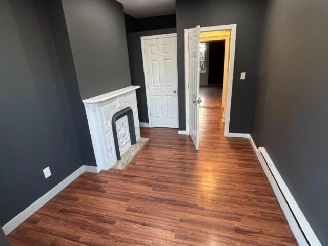 587 Ml King Blvd