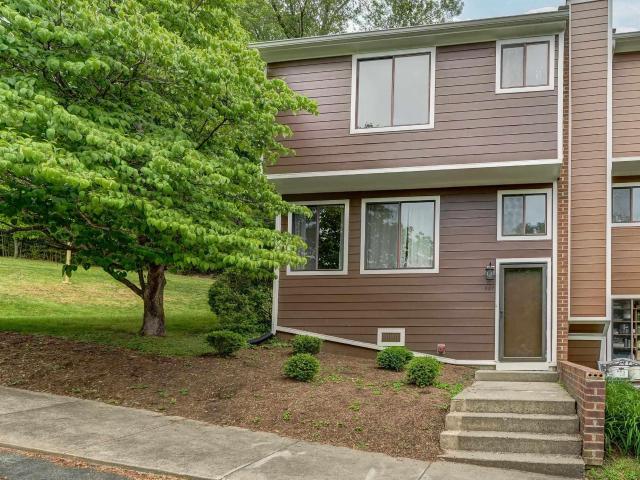 587 southampton ct