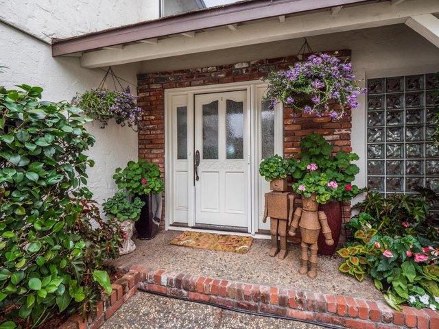 587 Saint Andrews Dr, Aptos, CA 95003