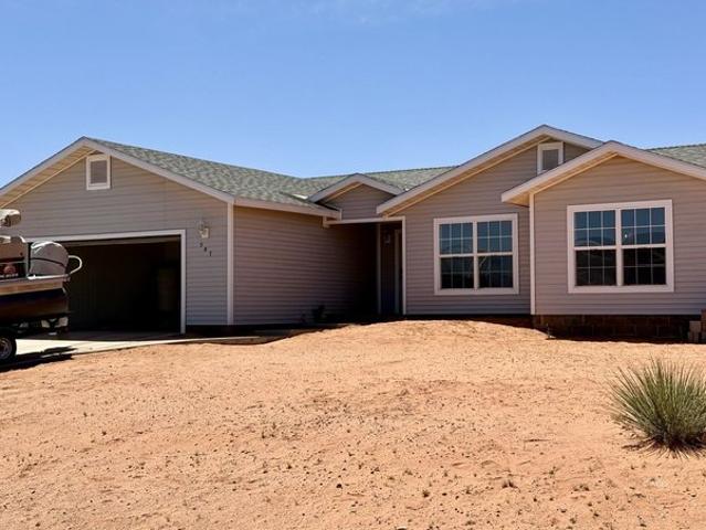 587 Pinto Rd, Page, AZ 86040