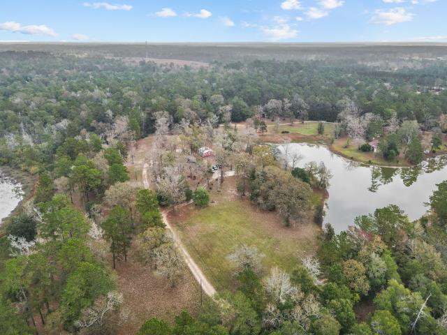 587 Private Road 5200