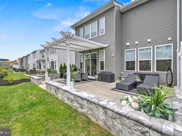 587 Trifecta Rd, Downingtown, PA 19335