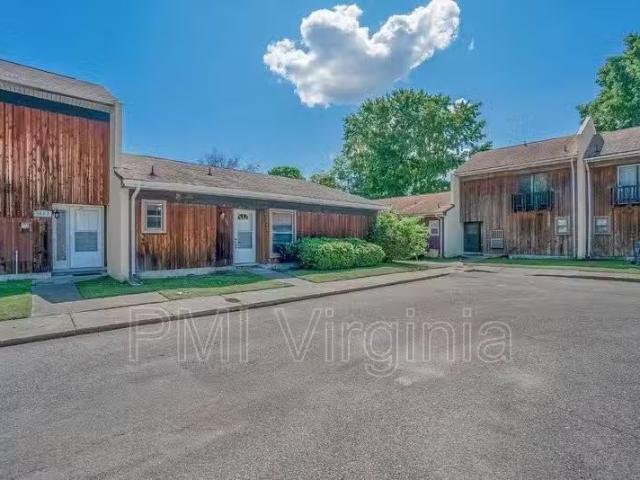 58853085 1441 Longdale Dr